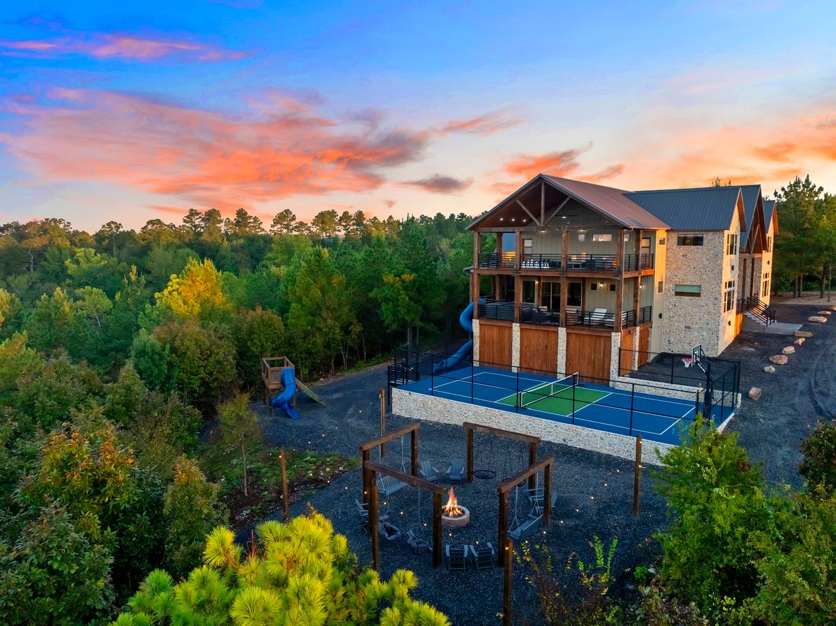 Broken Bow Cabins